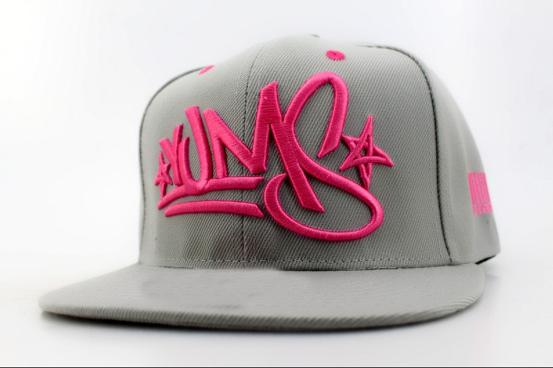 Gorras planas yums - Imagui